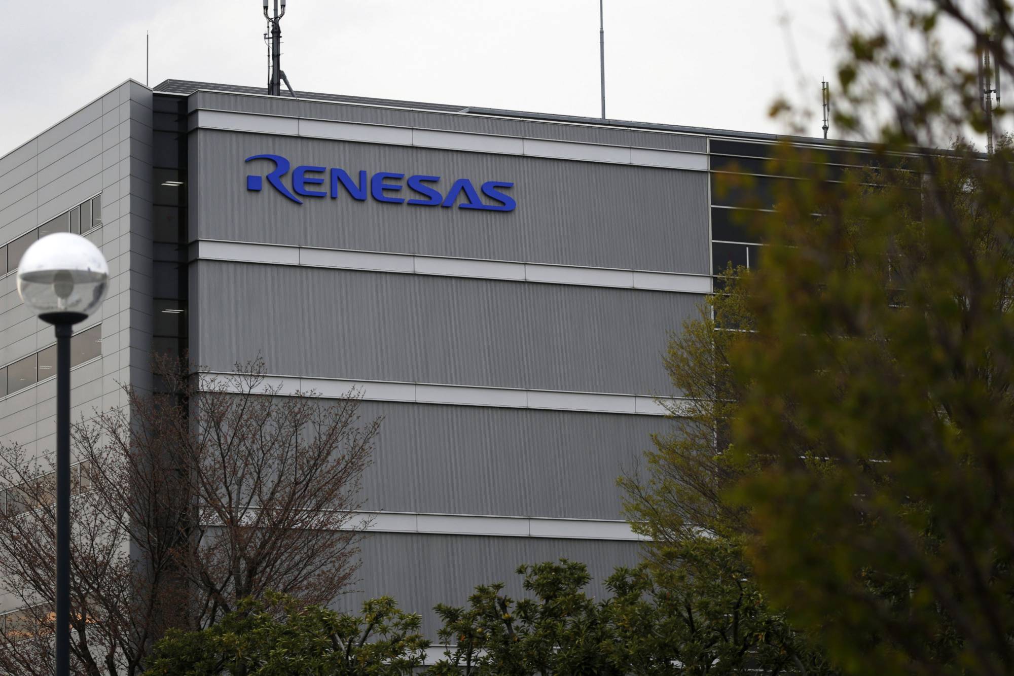 Renesas Faces Potential ¥250 Billion Loss Following Wolfspeed ...